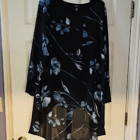 Alfani | Tops | Alfani Black And Blue Floral Tunic | Poshmark